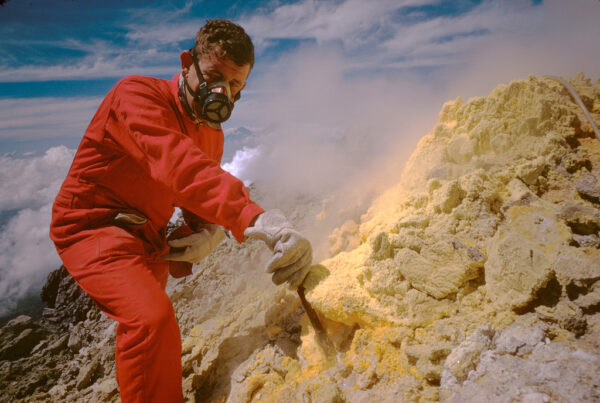 Maurice and Katia KRAFFT – Volcano Krafft